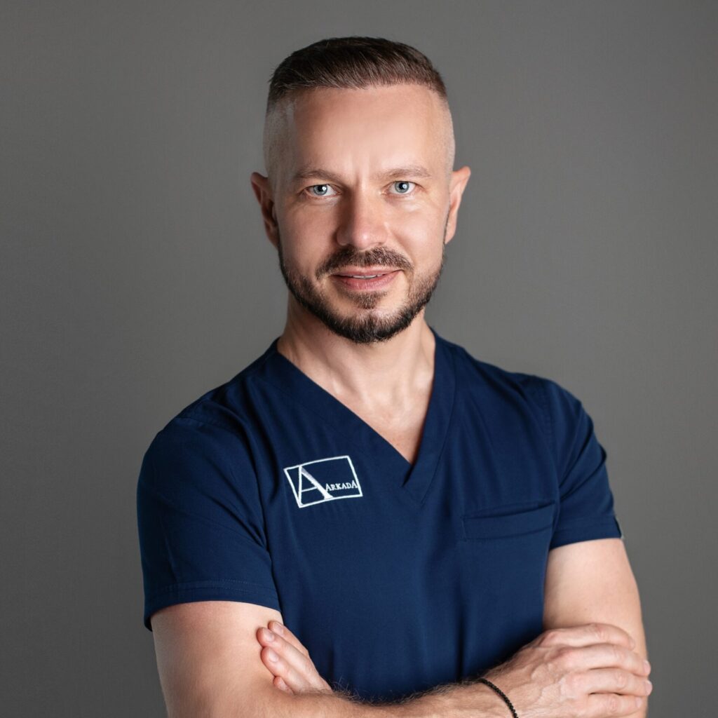 Historia Klamry M » BEAUTY FORUM